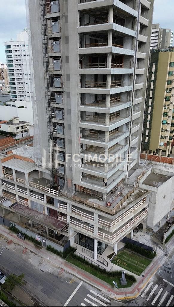 Apartamento no Edifício Velazquez à Venda em Itajaí - Apartamento Velazquez