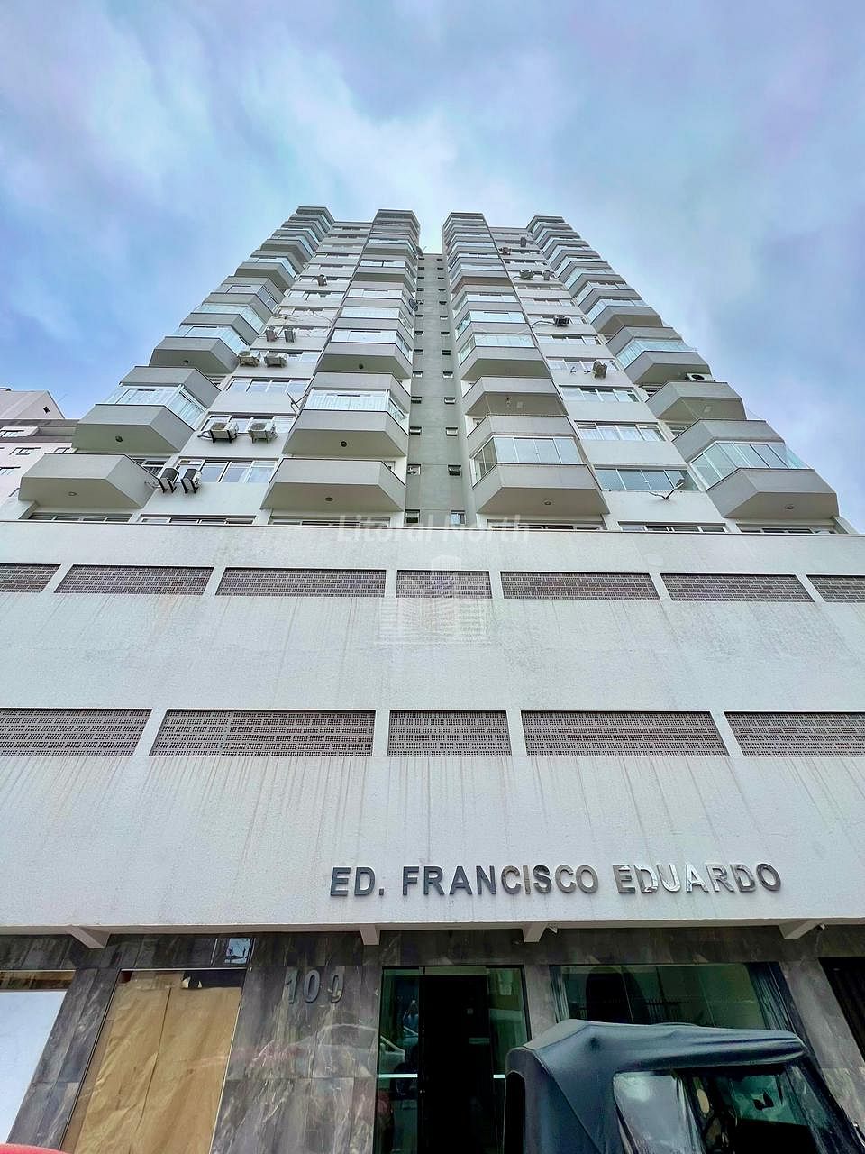 Apartamento no Edifício Francisco Eduardo - Apartamento com metragem ampla a venda no Centro de ...